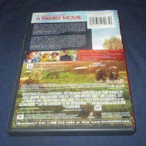20th Century Fox | Media | We Bought A Zoo Dvd 22 Matt Damon Scarlett ...